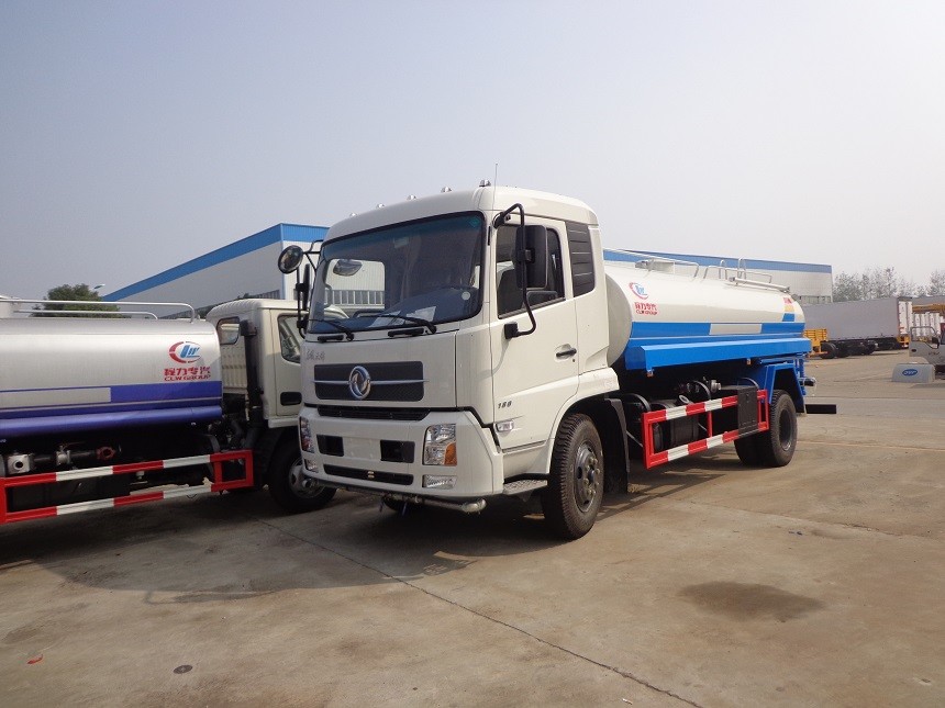 180 PS 15000 Liter Wasser Tankwagen, Dongfeng 6-Rad-Tragbarer Wasserwagen